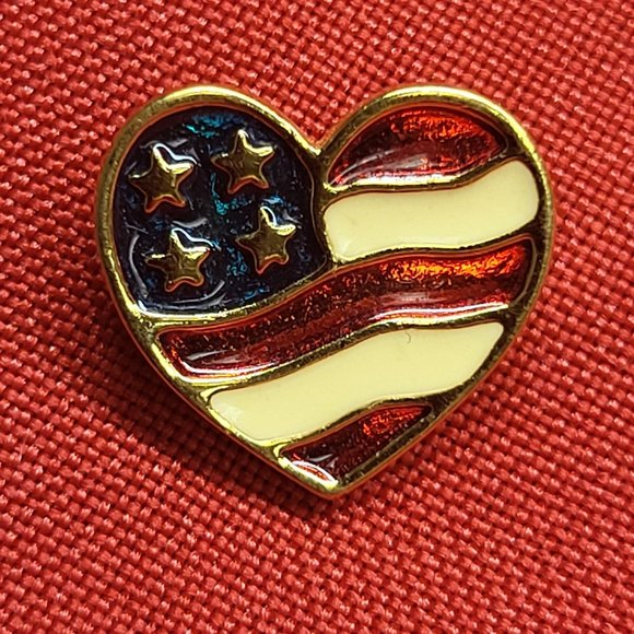 Avon | Jewelry | Vtg Avon Patriotic Collectible Pin Heart Shaped Us ...